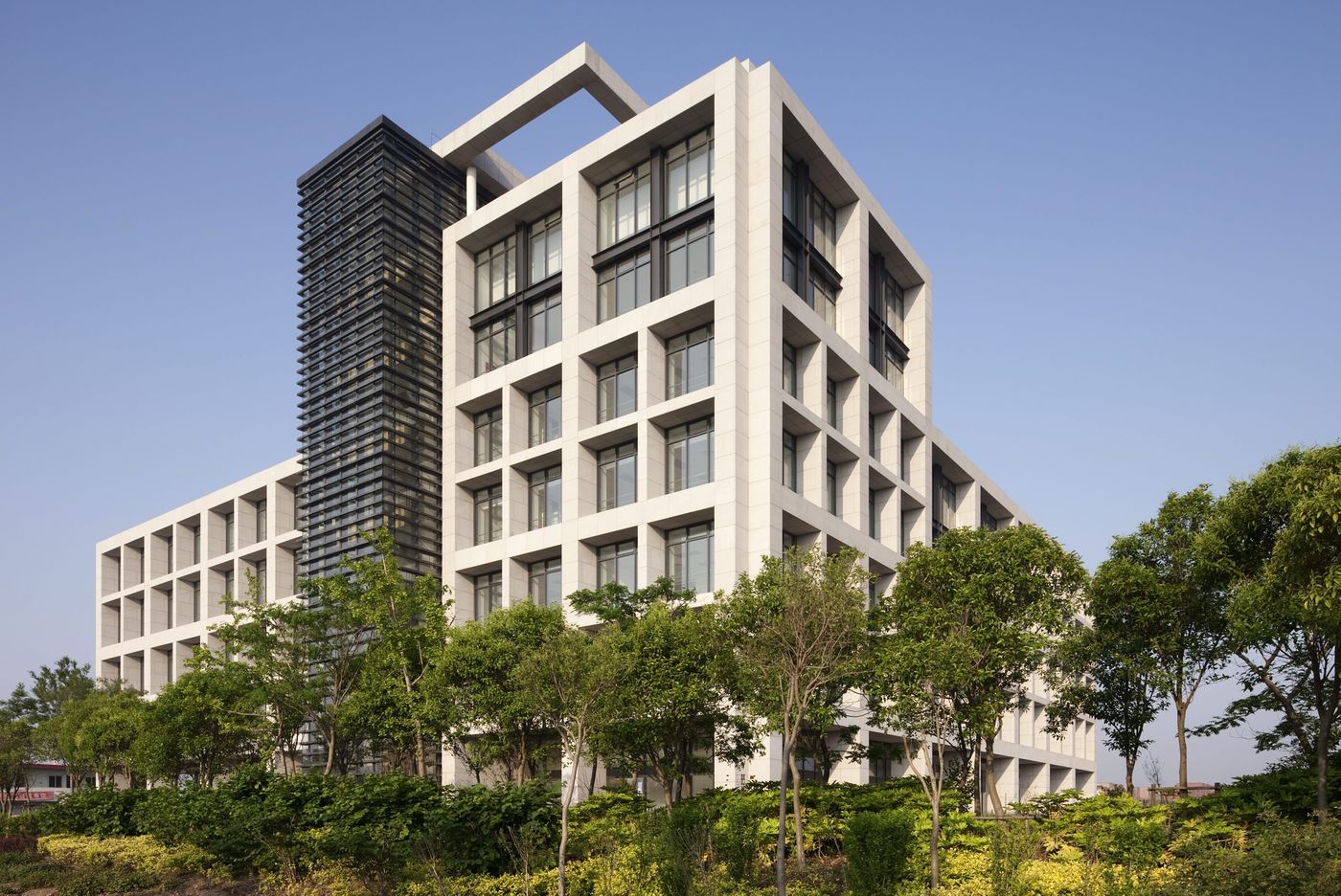 Gateway buildings - Projects - gmp Architekten