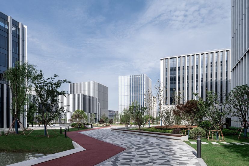 Huawei Technological Factory Buildings - Projekte - gmp Architekten